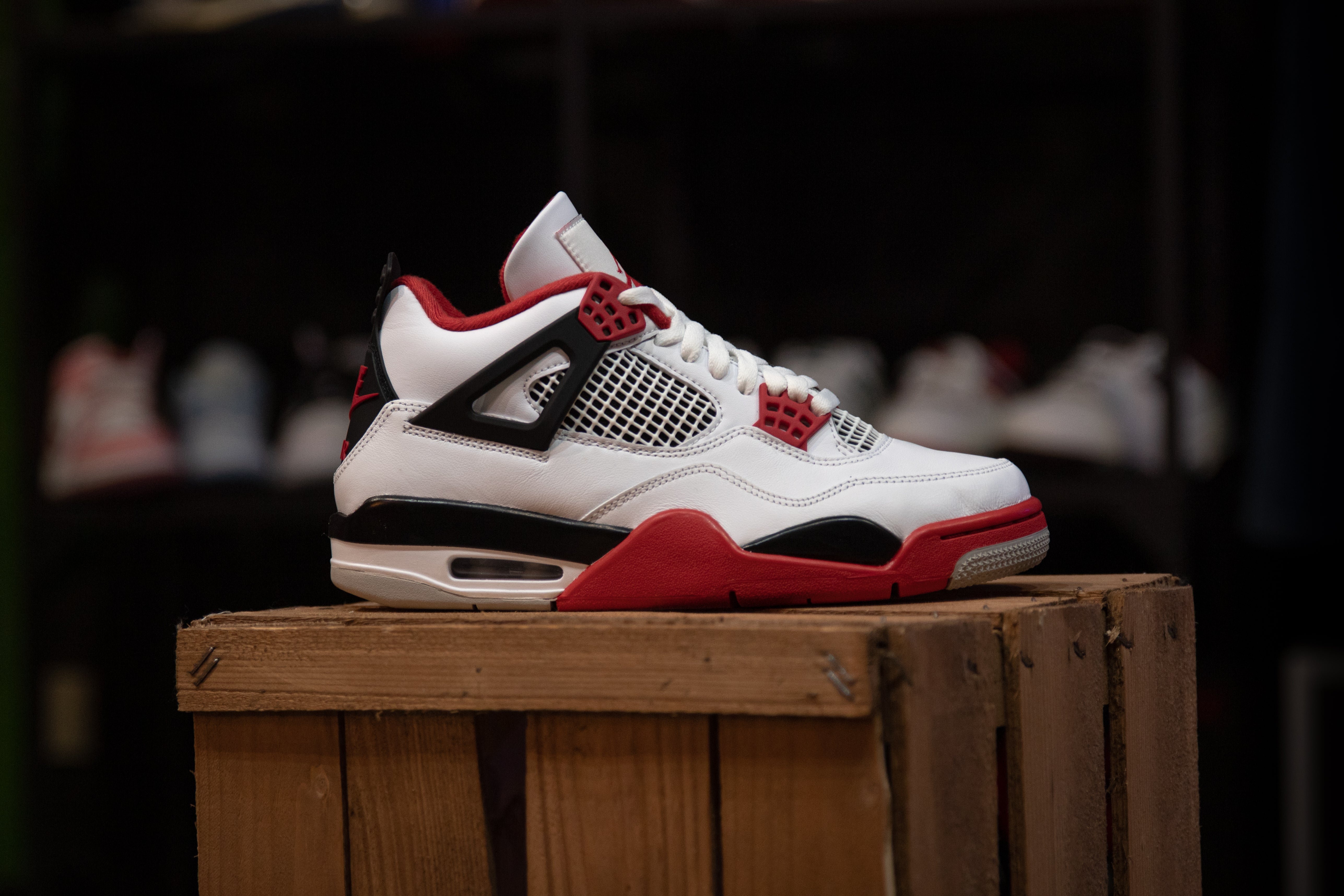 Jordan 4 – Hype Loading